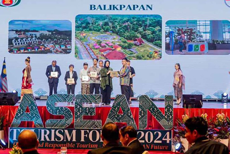 Raih Lima Penghargaan di ATF Awards, Menparekraf Berikan Apresiasi ke ...