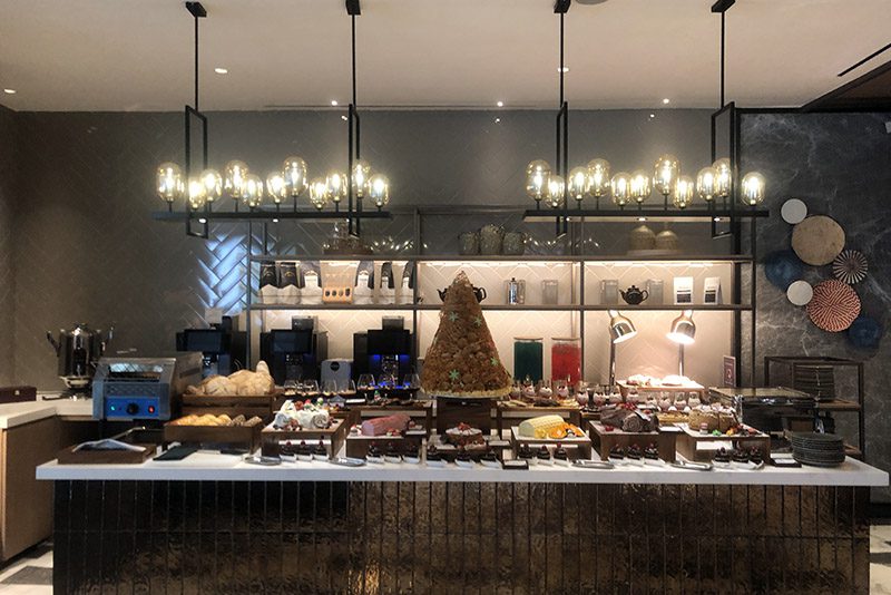 Ayo Rayakan Keajaiban Musim Liburan dengan Hidangan Meriah dan Hampers ...