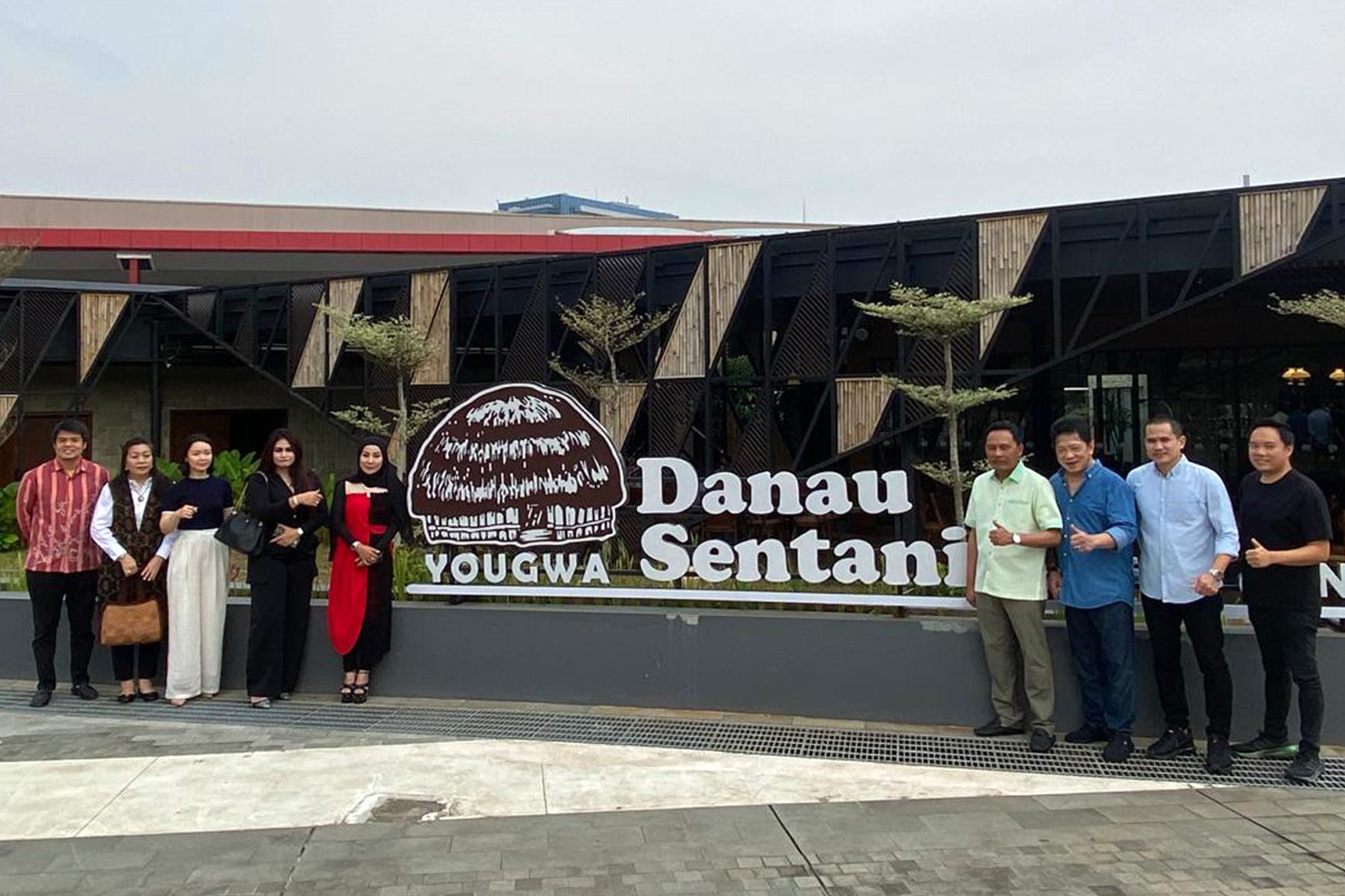 Yougwa Danau Sentani Hadir di BSD City, Bawa Cita Rasa Papua ke Jantung ...